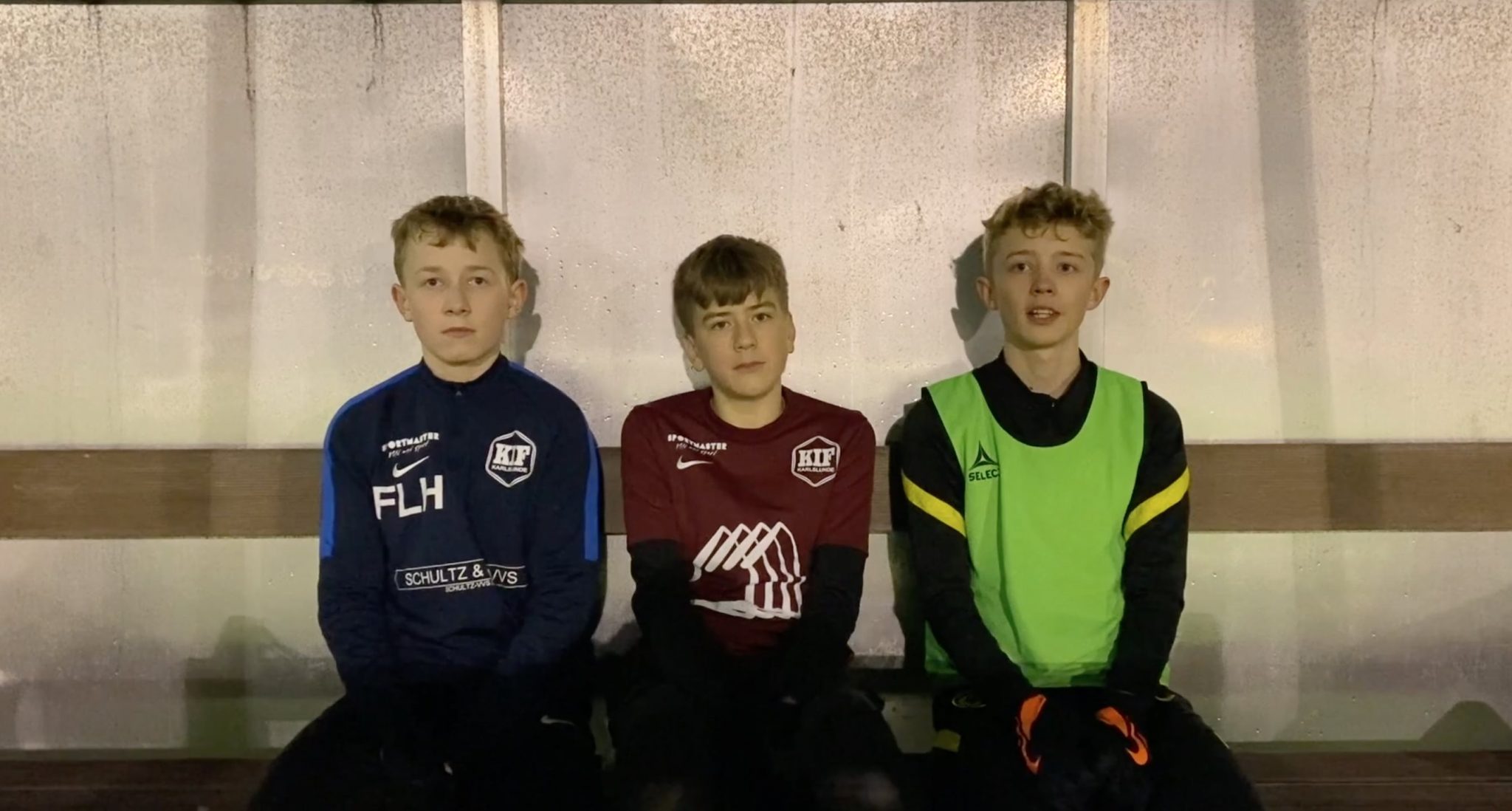 Høre hvad Frederik, Frederik og Benjamin fra Karlslunde fodbold har ...